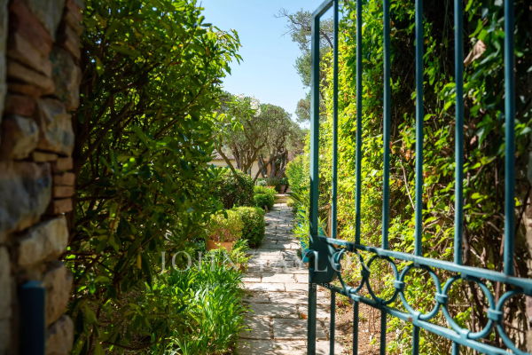 Annonce Vente Villa Grimaud (83310), 9 Pièces ref:V2234ST